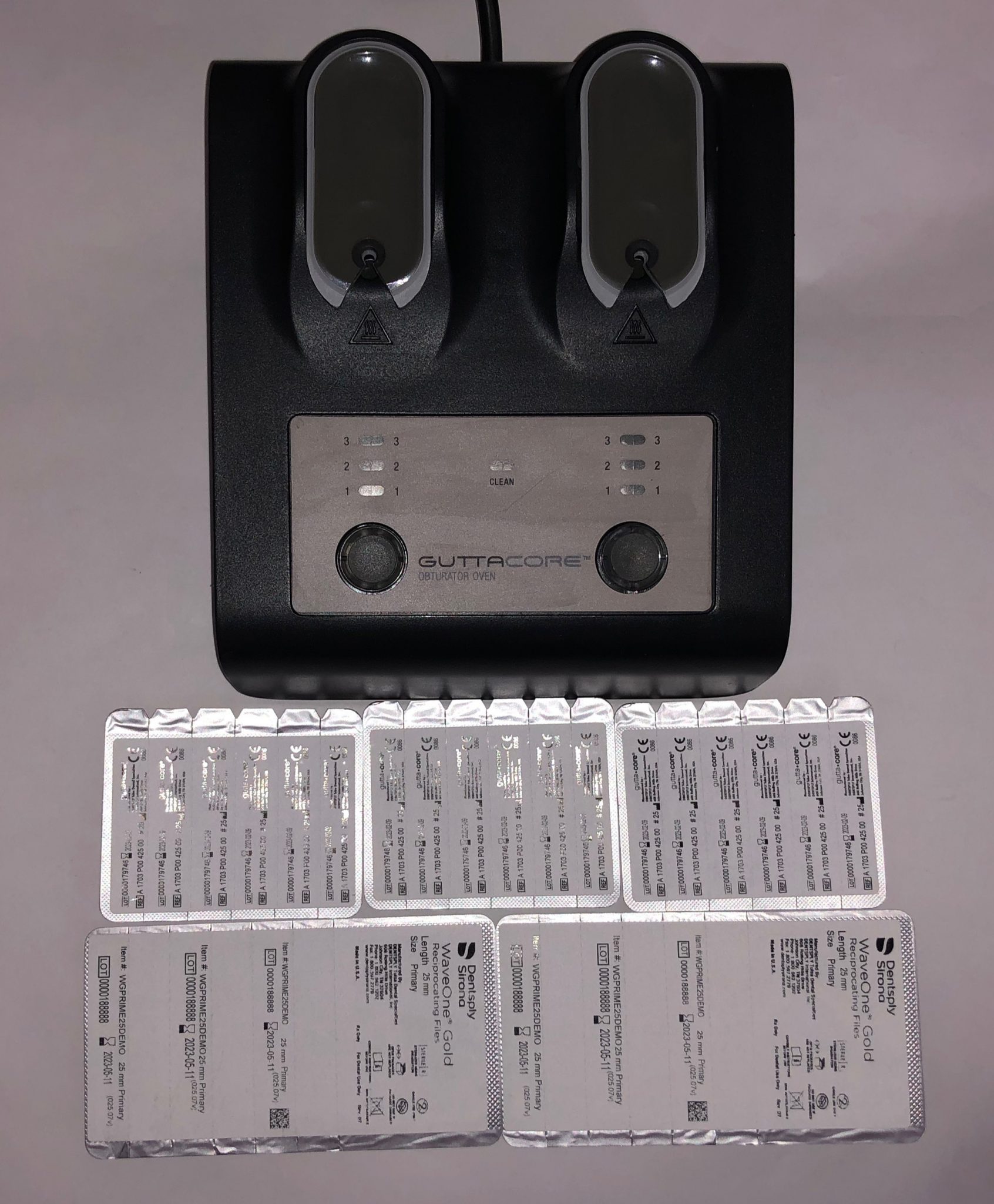 3 M Warranty Dentsply GuttaCore Oven With 18 Endodontic GuttaCore ...